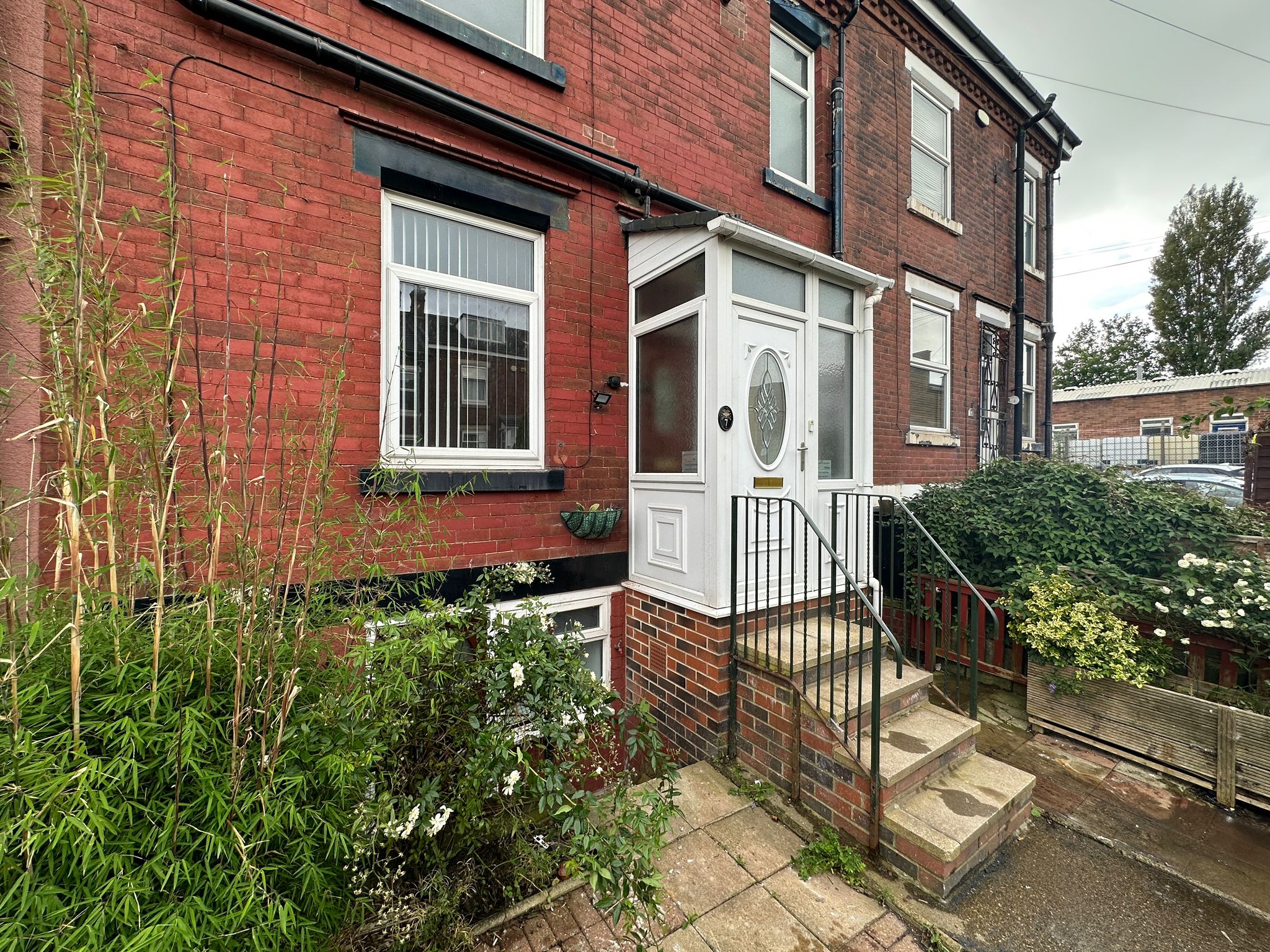 Room 1 Barras Place Leeds LS12 4JR (30602) - sbliving | sbliving