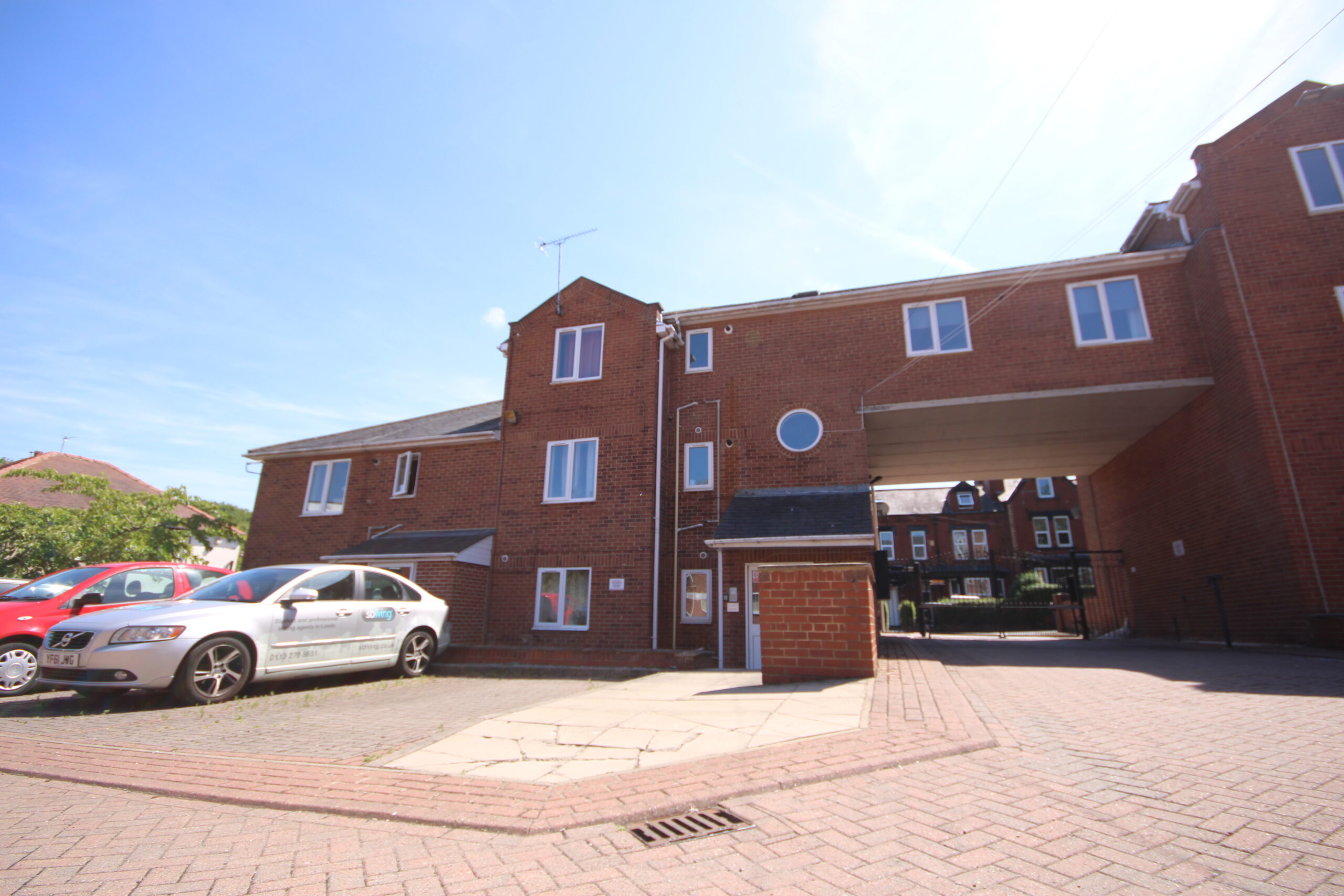 Delph Court, Woodhouse, Leeds, LS6 2HL (29912) - sbliving | sbliving