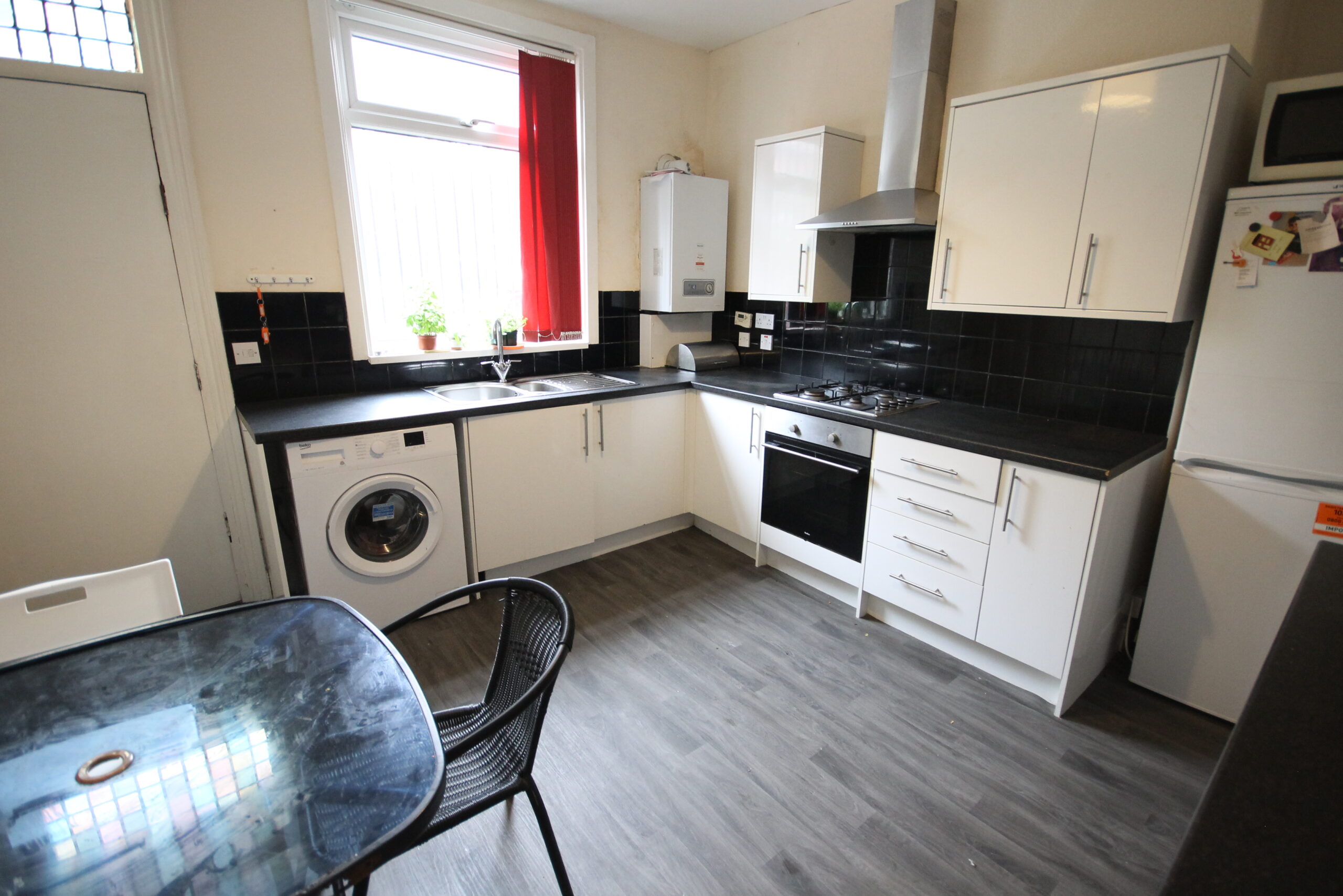 Thornville Street, Hyde Park, Leeds, LS6 1RP (22156) - sbliving | sbliving