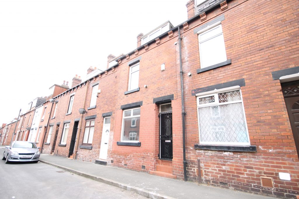 Victoria Grove, Leeds, LS9 9DW (11890) - sbliving | sbliving