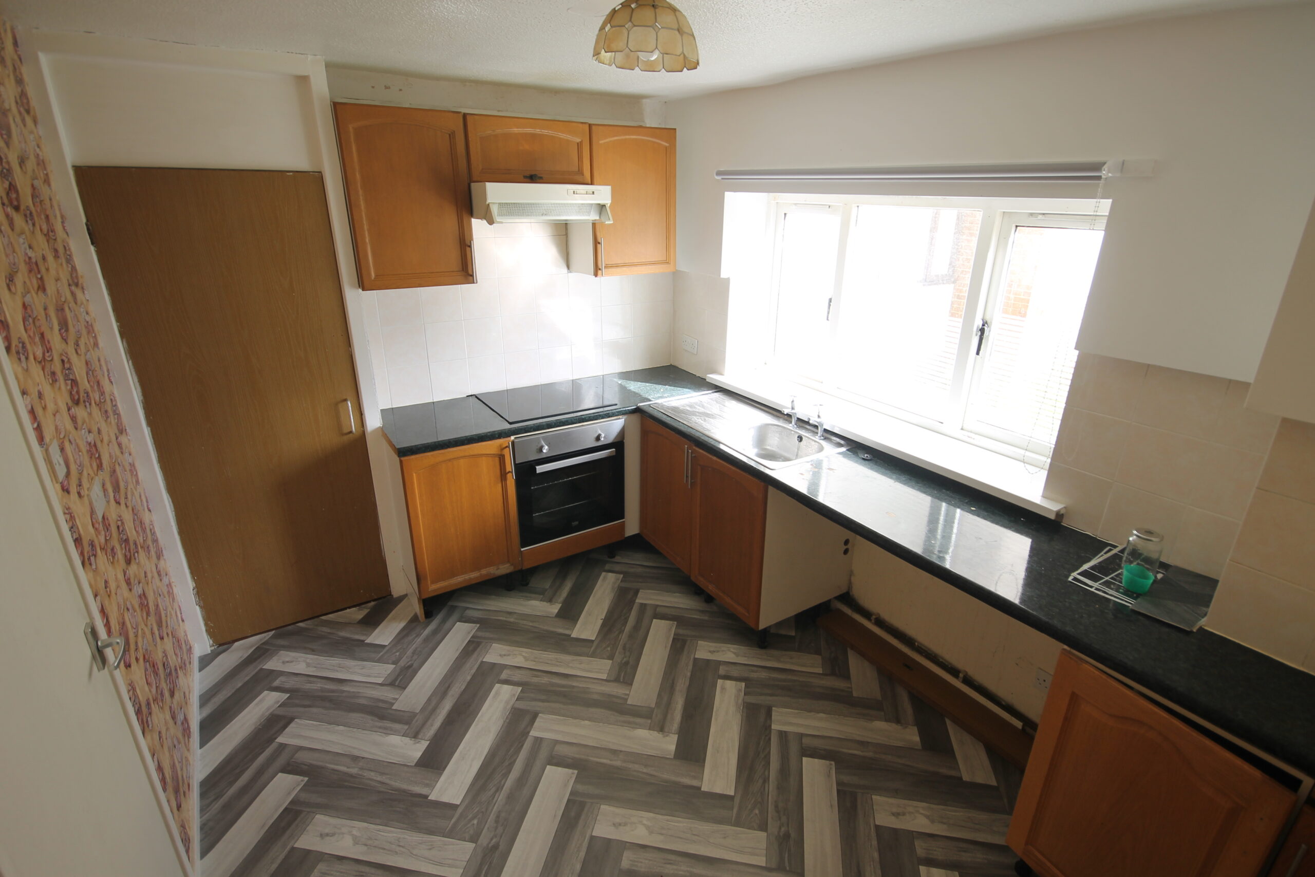 Flat 1, Bramley House, Kingsdale Court, Leeds, LS14 1LZ (25271 ...