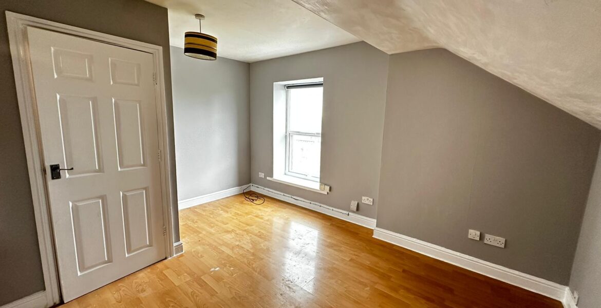 Flat 10, Church Road, Armley, Leeds, LS12 1TZ (34958) - sbliving | sbliving